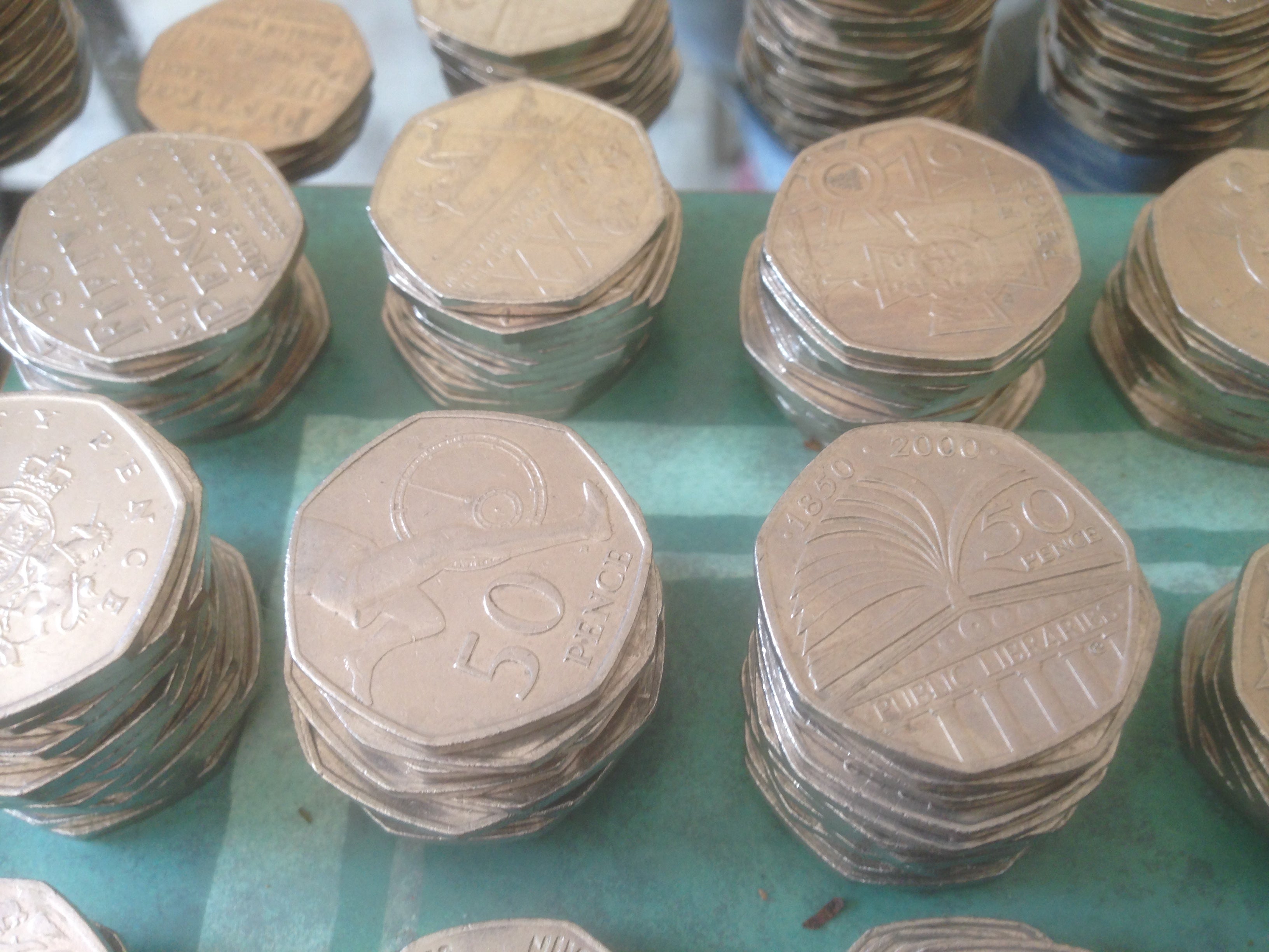 Guide £45 In Change Worth Over £1,400 1p 2p 5p 10p 20p 50p £1 £2 ...