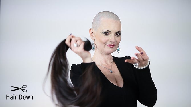 06 - Gorgeous lady go bald and beautiful - Payhip