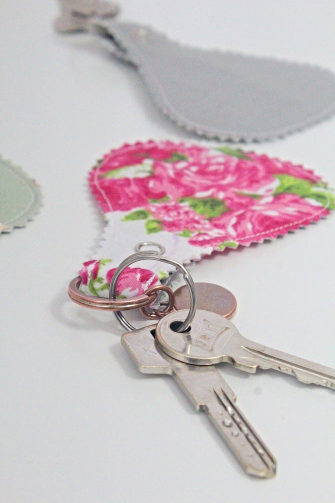 Fabric keychains Sewing Pattern - Payhip