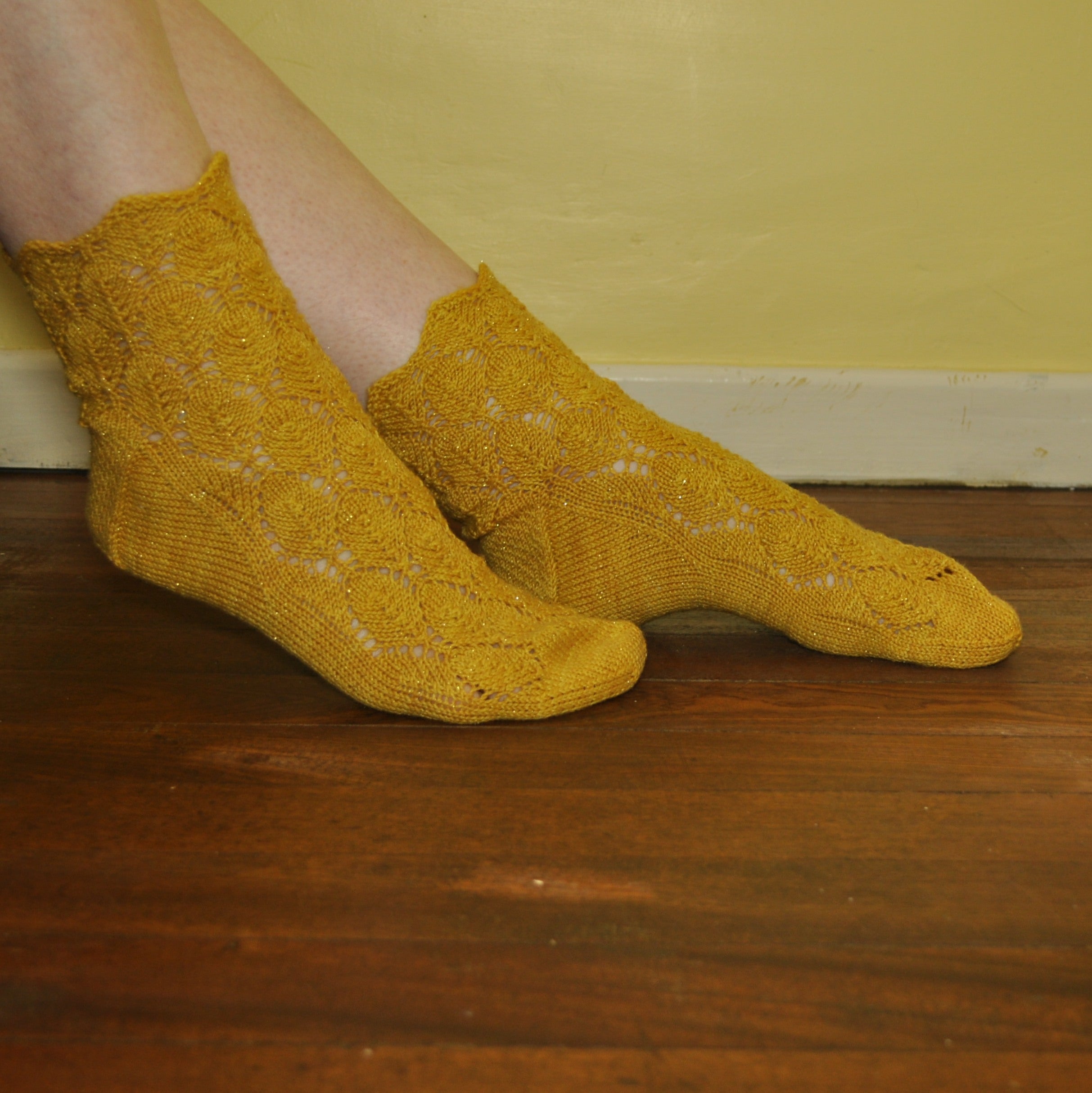 Beech Leaves Sock Pattern - Payhip