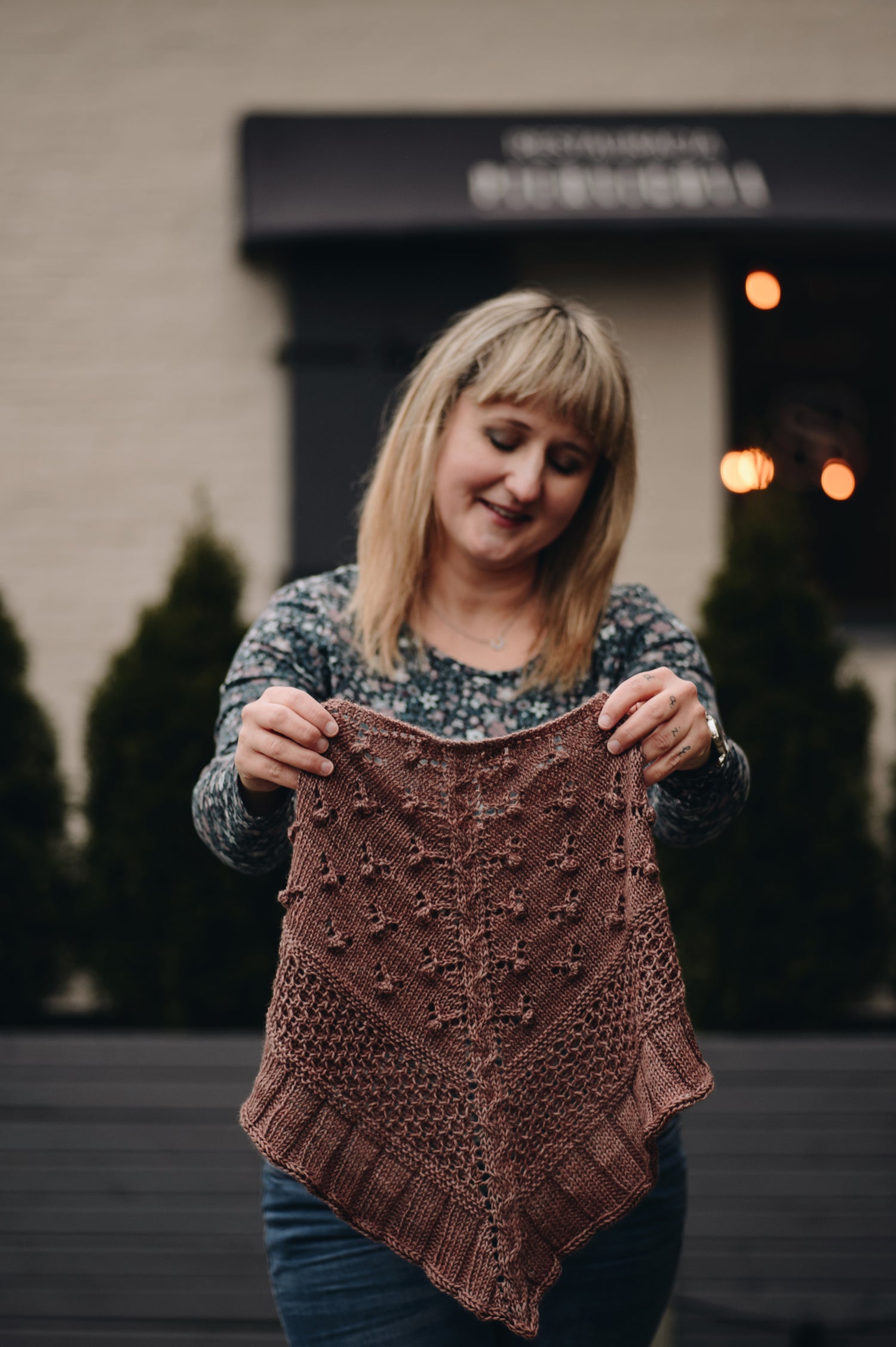 Solstice Rose Cowl - a knitting pattern - Payhip