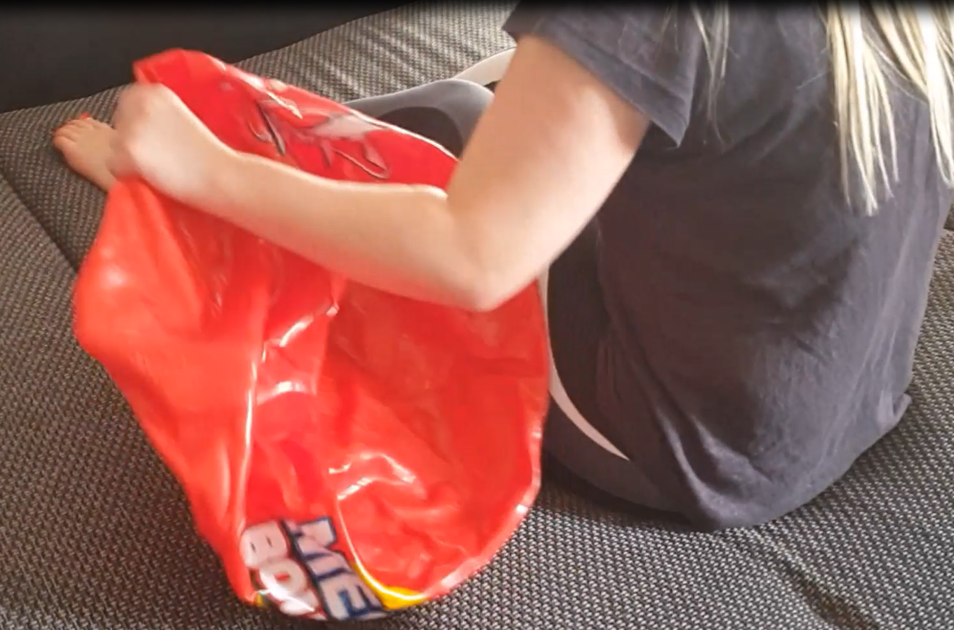 Video 54 - bouncing & popping WICKED MEGA BOUNCE gymball - Payhip