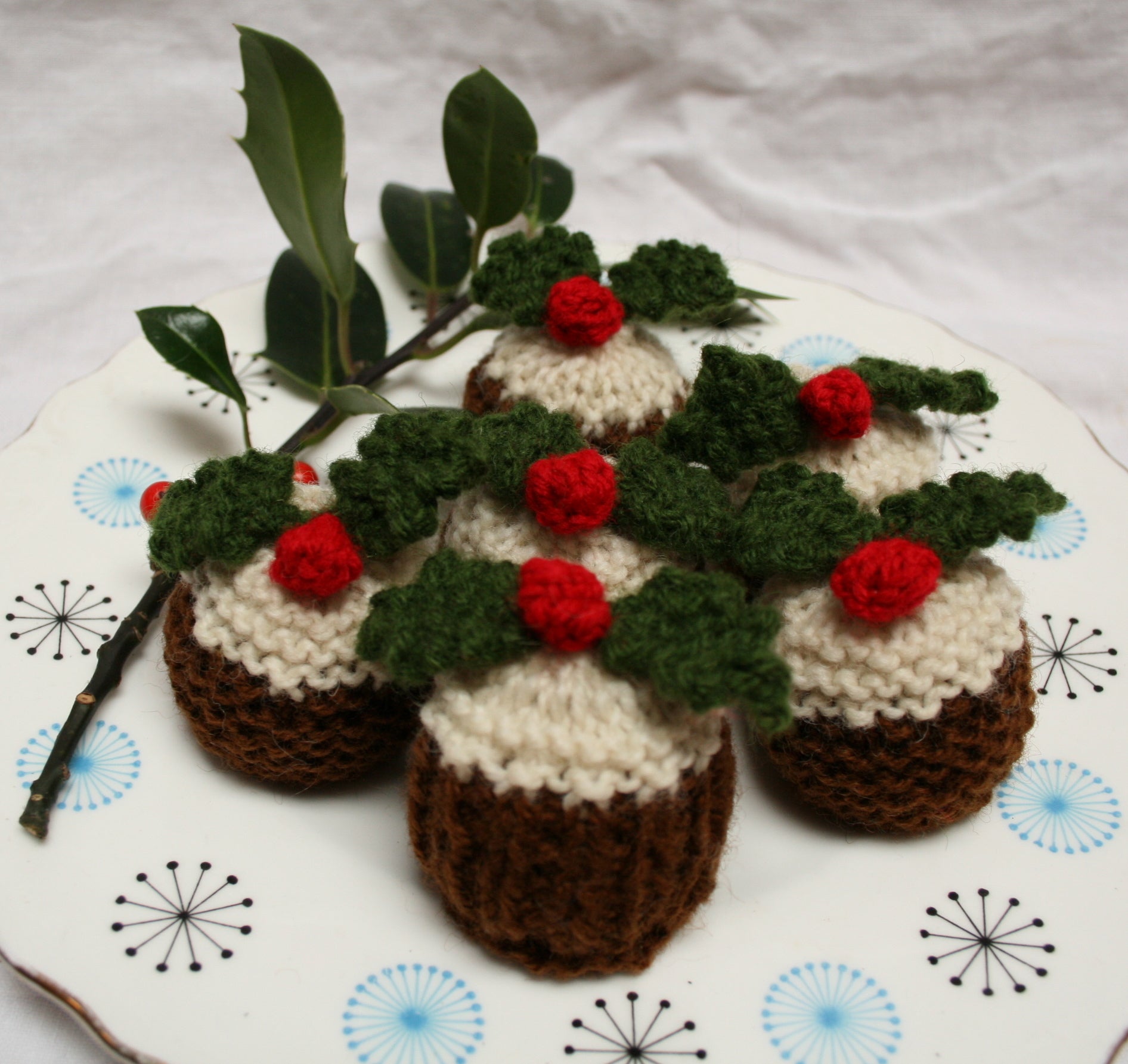 Christmas Pudding Ferrero Rocher Cosies - Payhip