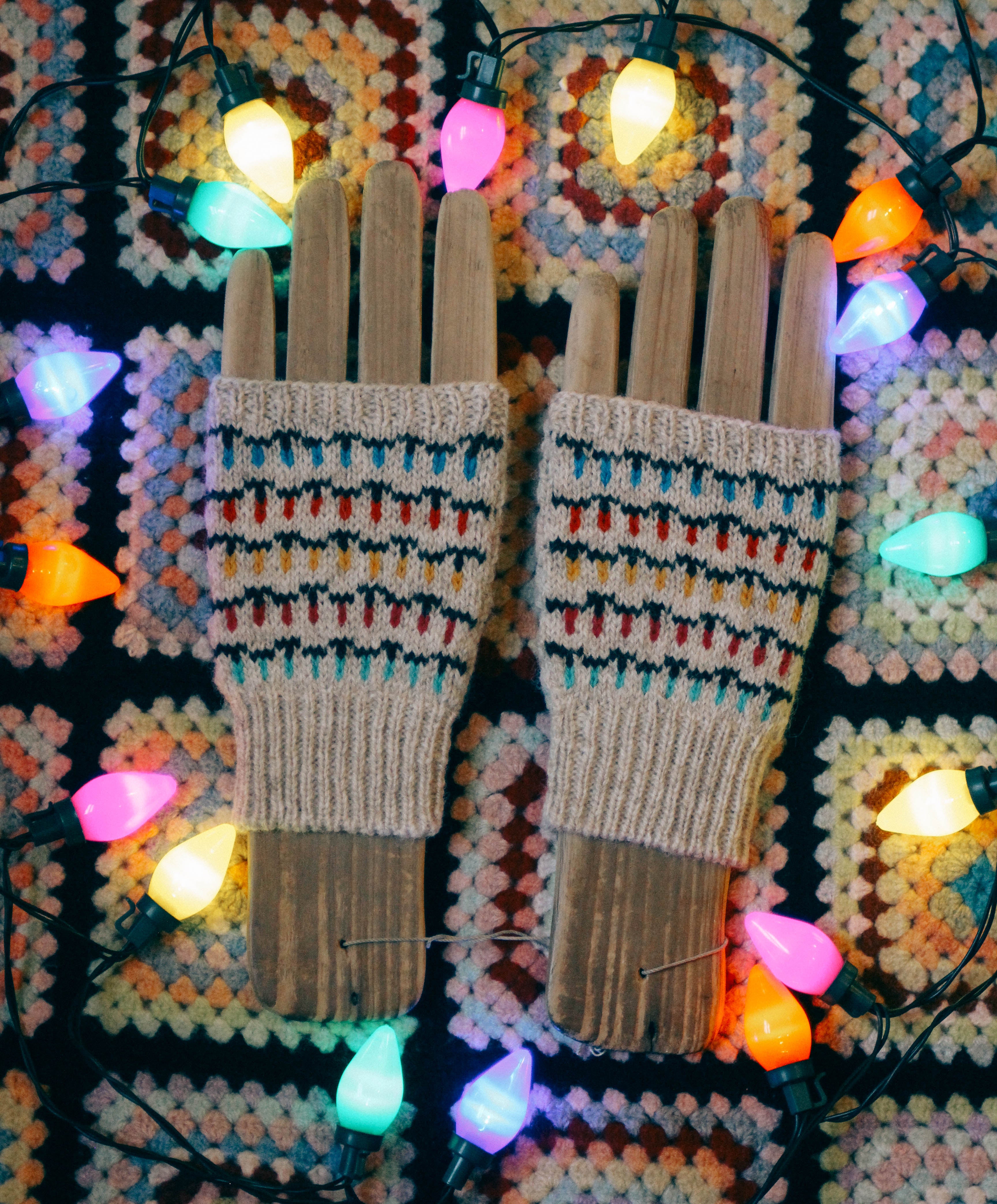 Yule Mitts - Payhip