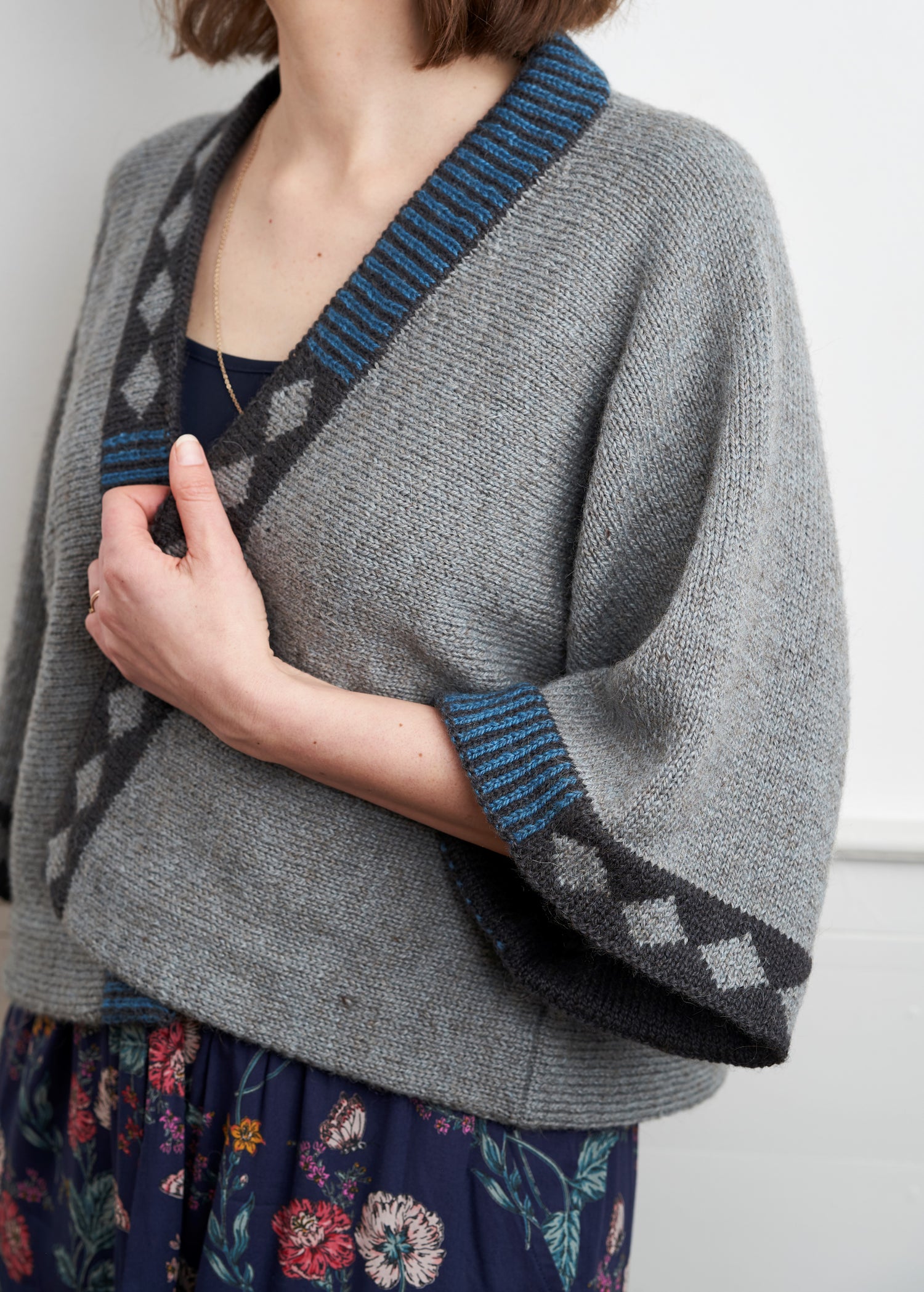 Cosy Cardigan (knitting pattern) - Payhip