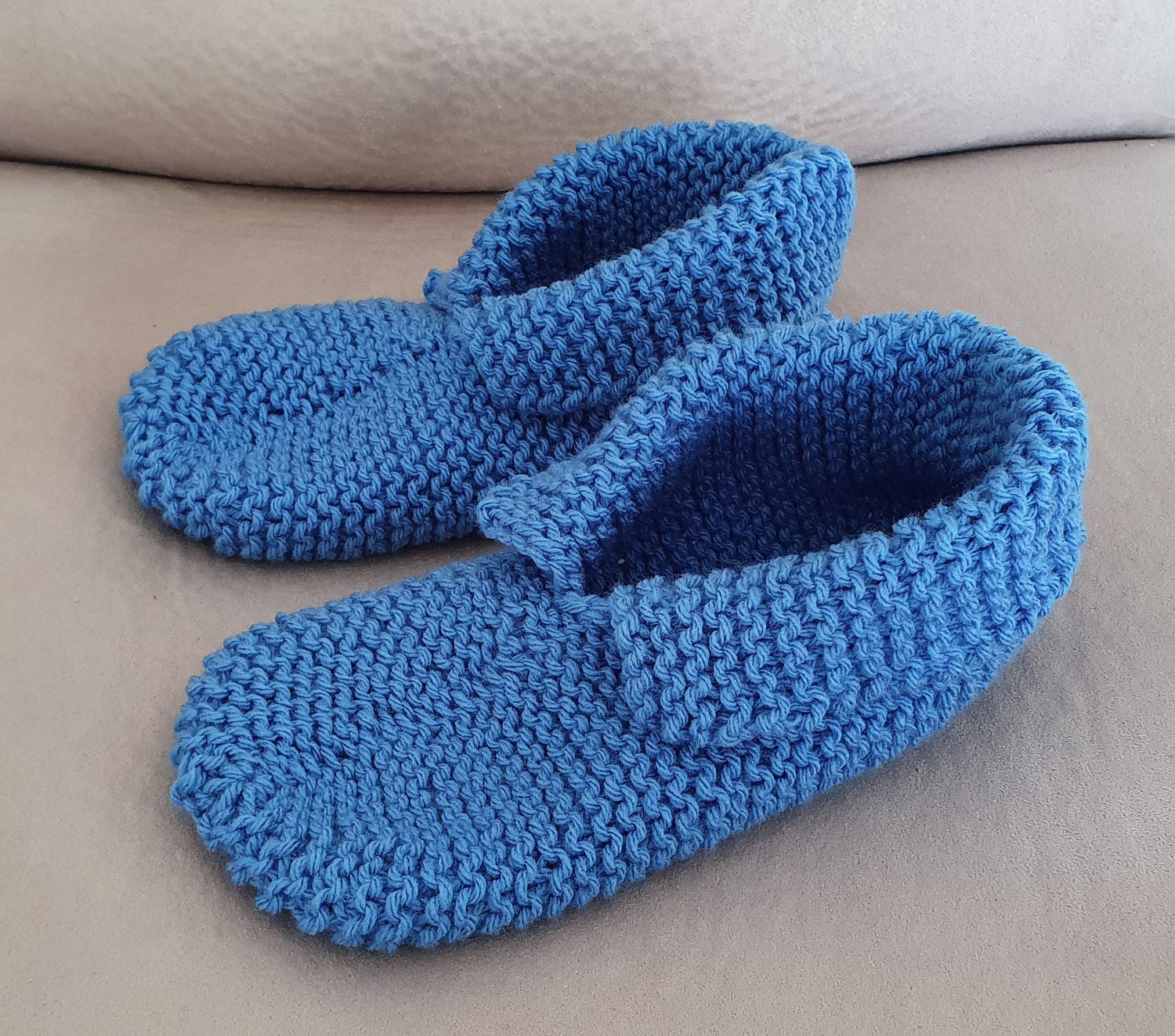 12ply garter stitch slippers with cuff knitting pattern - Starling - Payhip