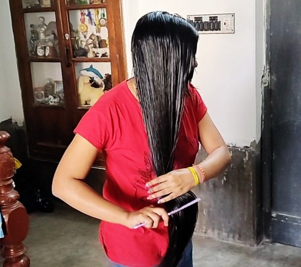 Girl gets her hands tied and lets her oiled by male - Payhip