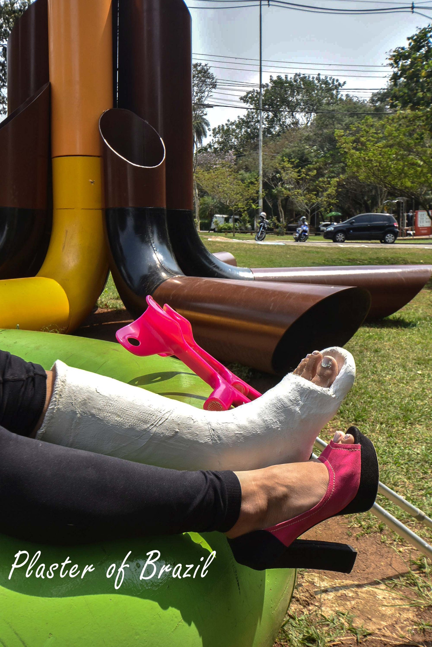 Bianca Real SLWC & Isa Lats - a big square - walk in a beautiful pink ...