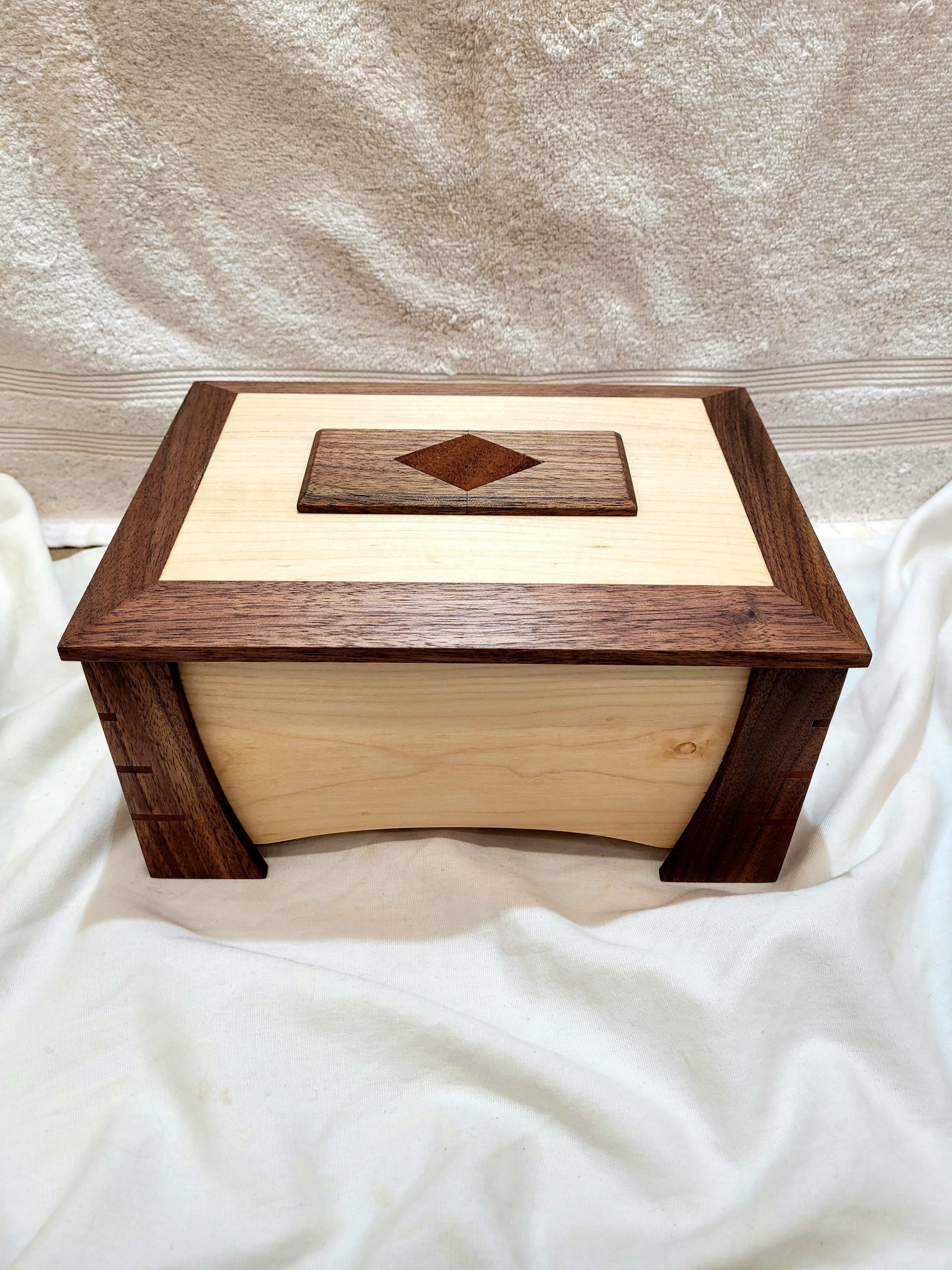 Medium Diamond Urn Plans 200 Cubic Inch - Payhip