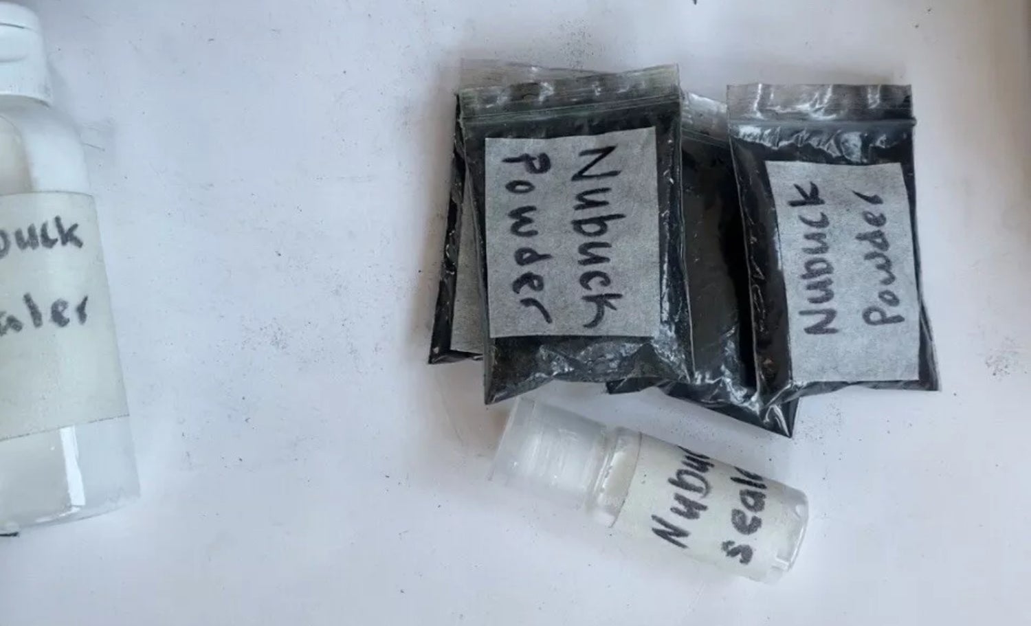 Nubuck renewal powder & sealer small - Payhip