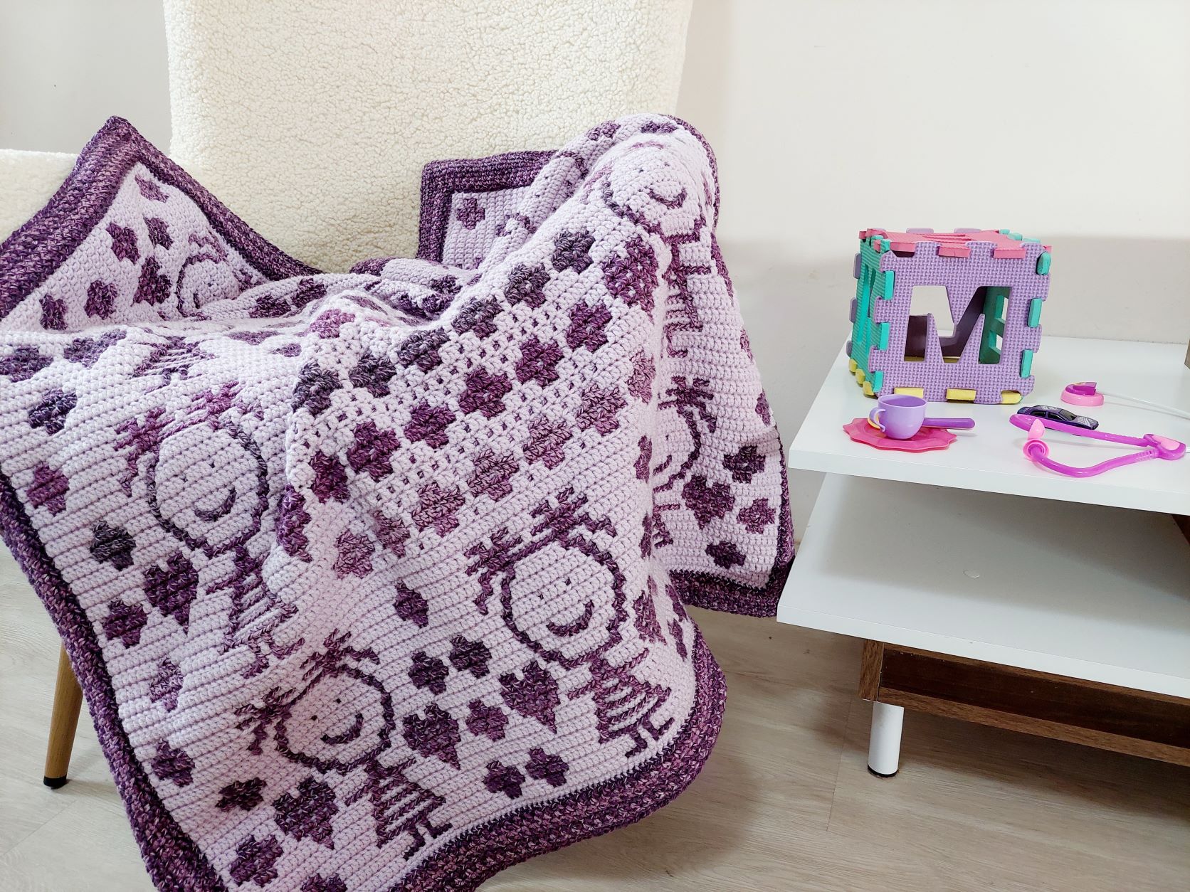 My Precious Baby Girl. Overlay mosaic crochet pattern. Charts only