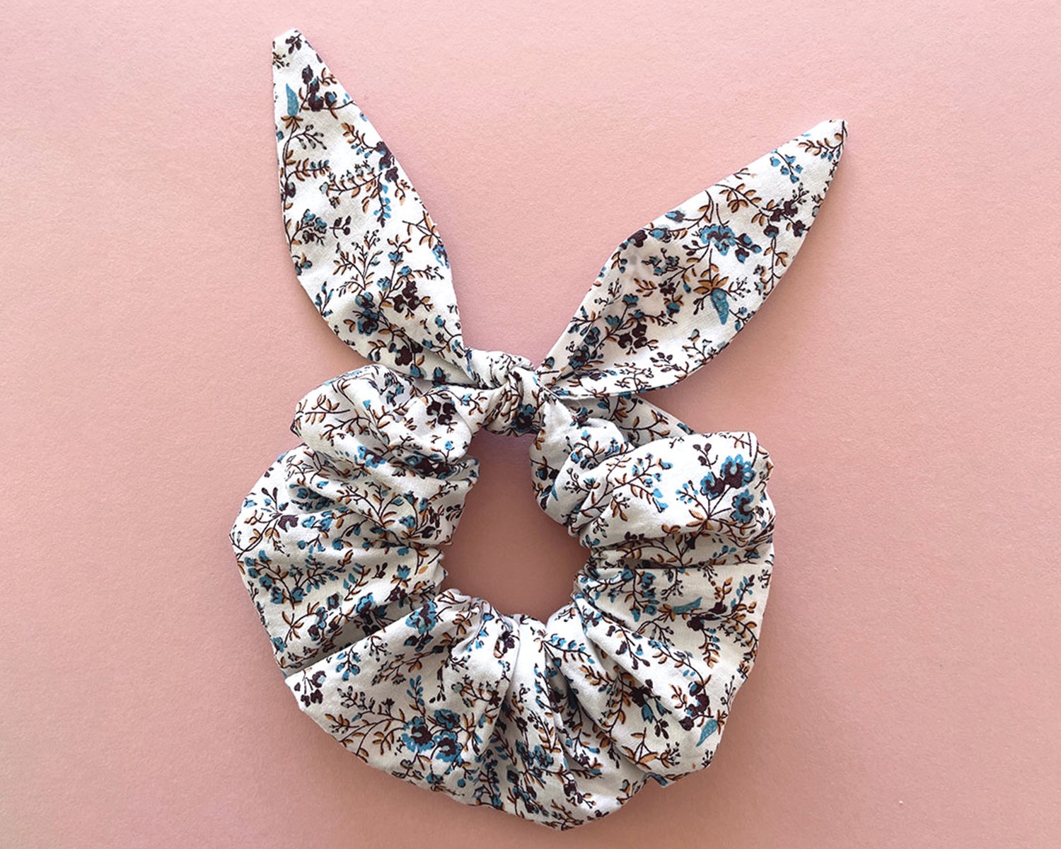 Bunny ear hair scrunchie - PDF sewing pattern