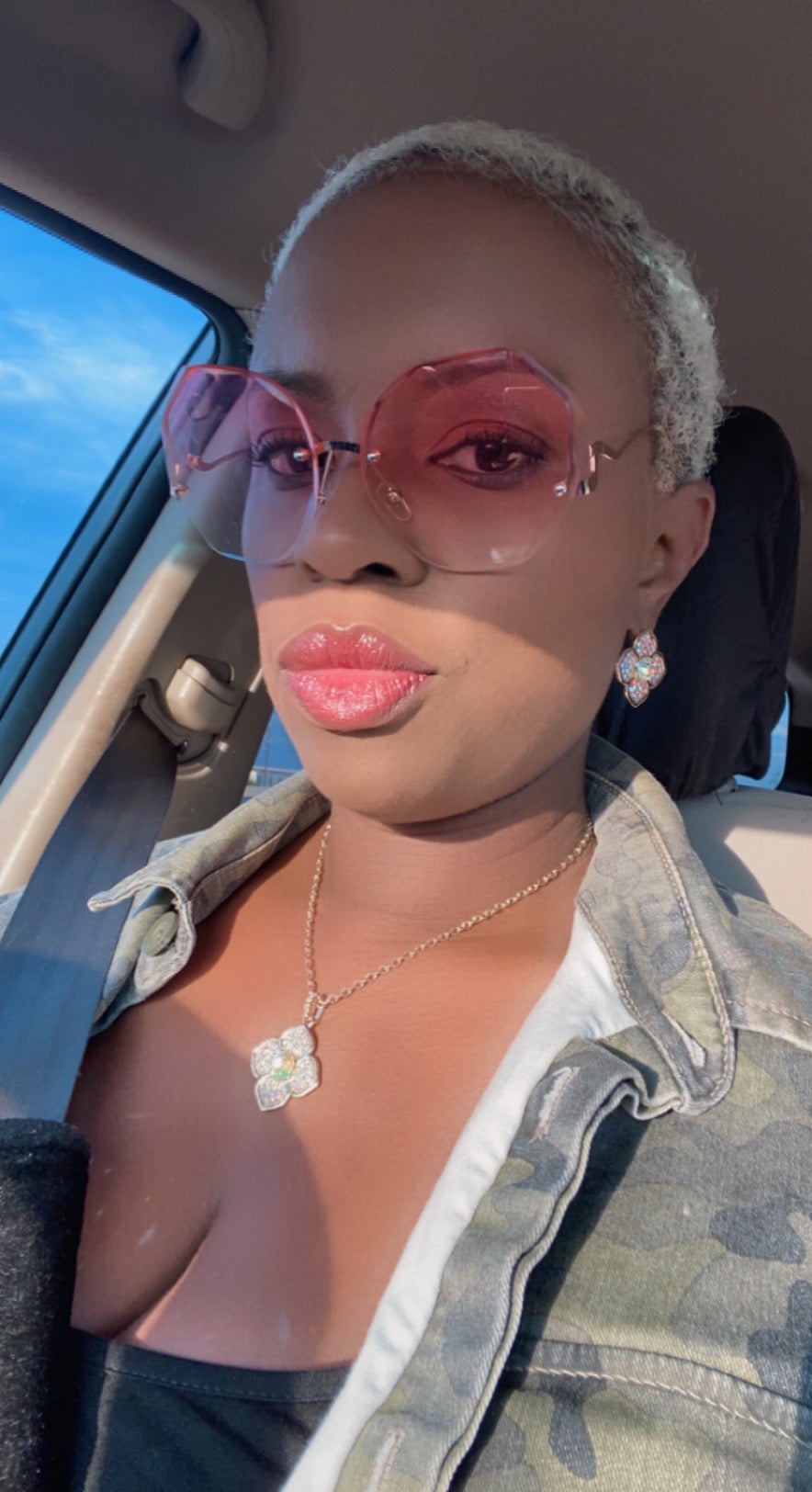 Clover Iridescent Necklace Set - Payhip