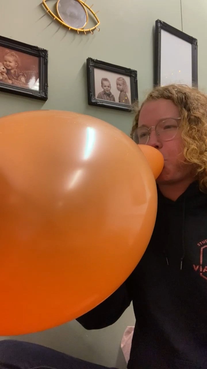 Lea b2p orange - Payhip