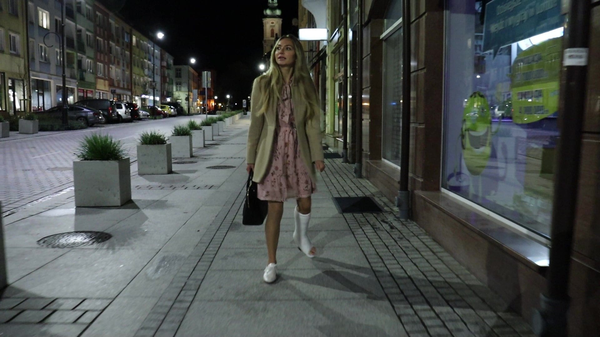 Theodora SLWC night walk and pub, part II, 26 minutes - Payhip