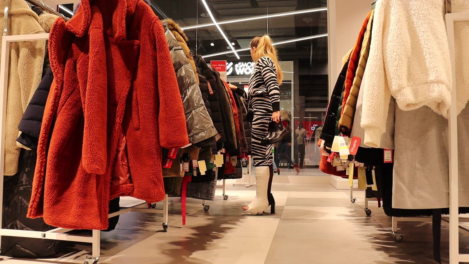 Theodora Slwc Shopping Mall 35 Minutes Payhip