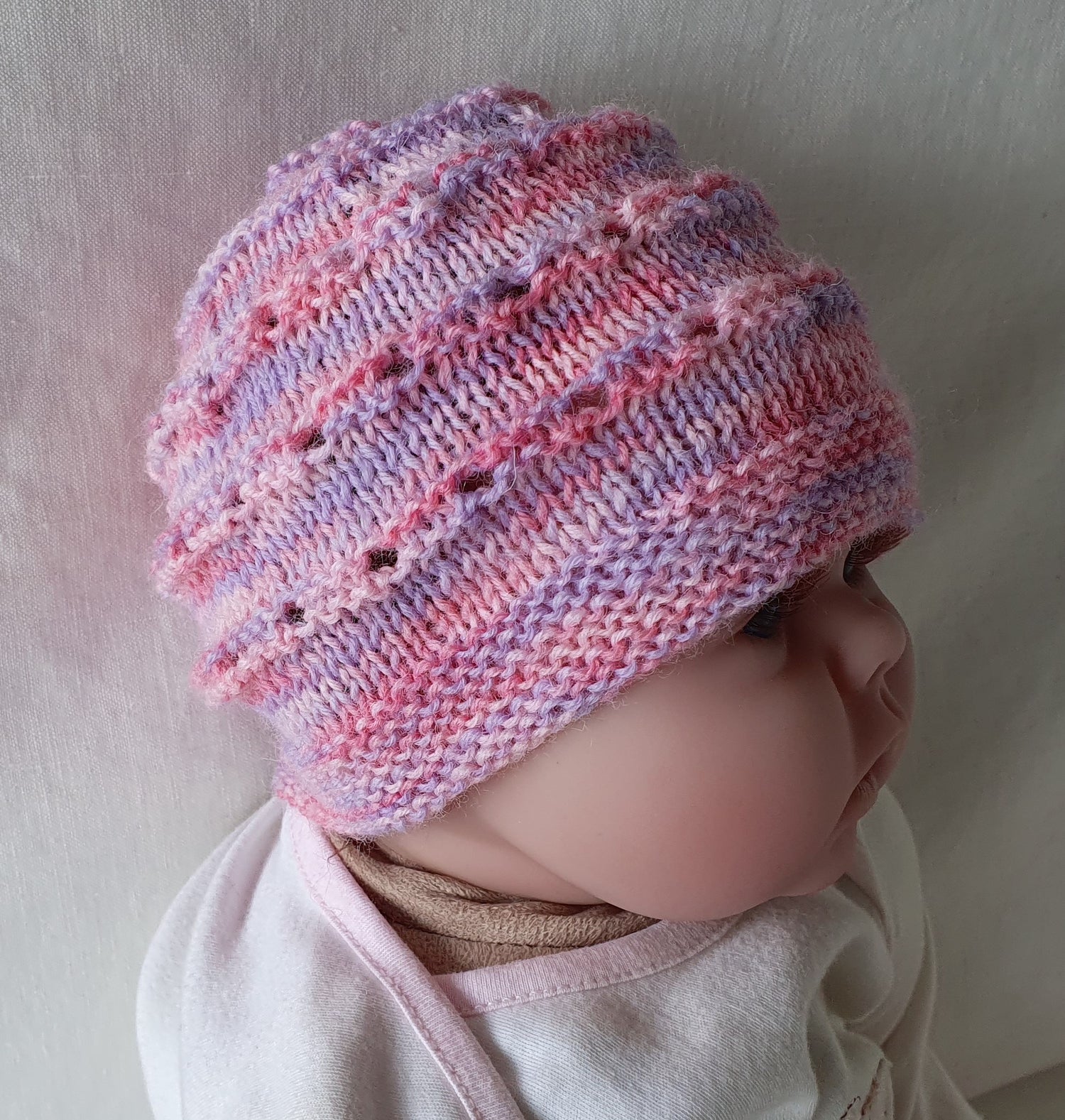 Babies 4ply eyelet Beanie - Lotty - Payhip
