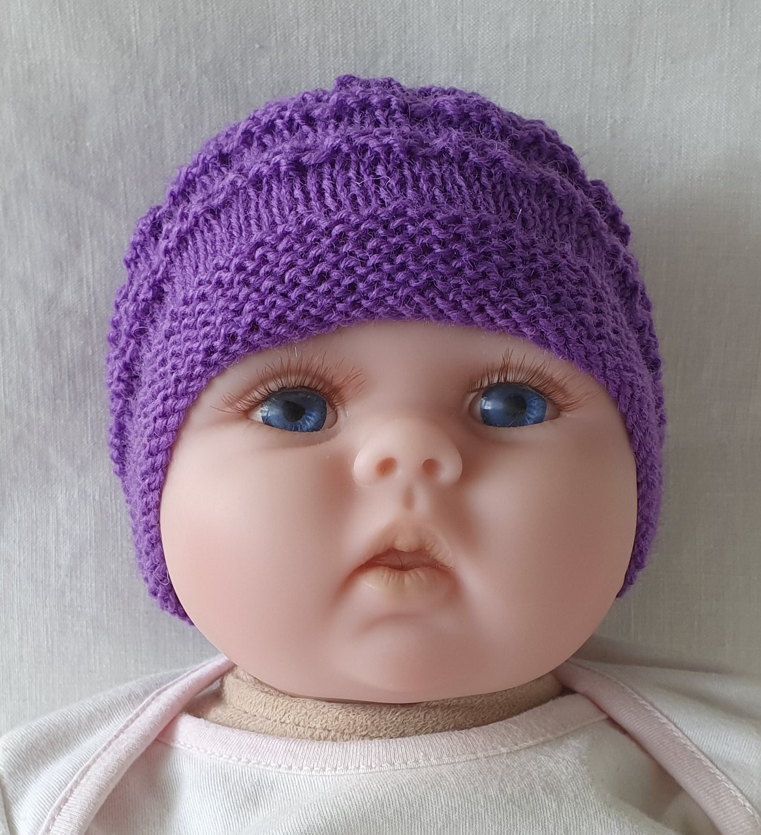 Babies 4ply eyelet Beanie - Lotty - Payhip