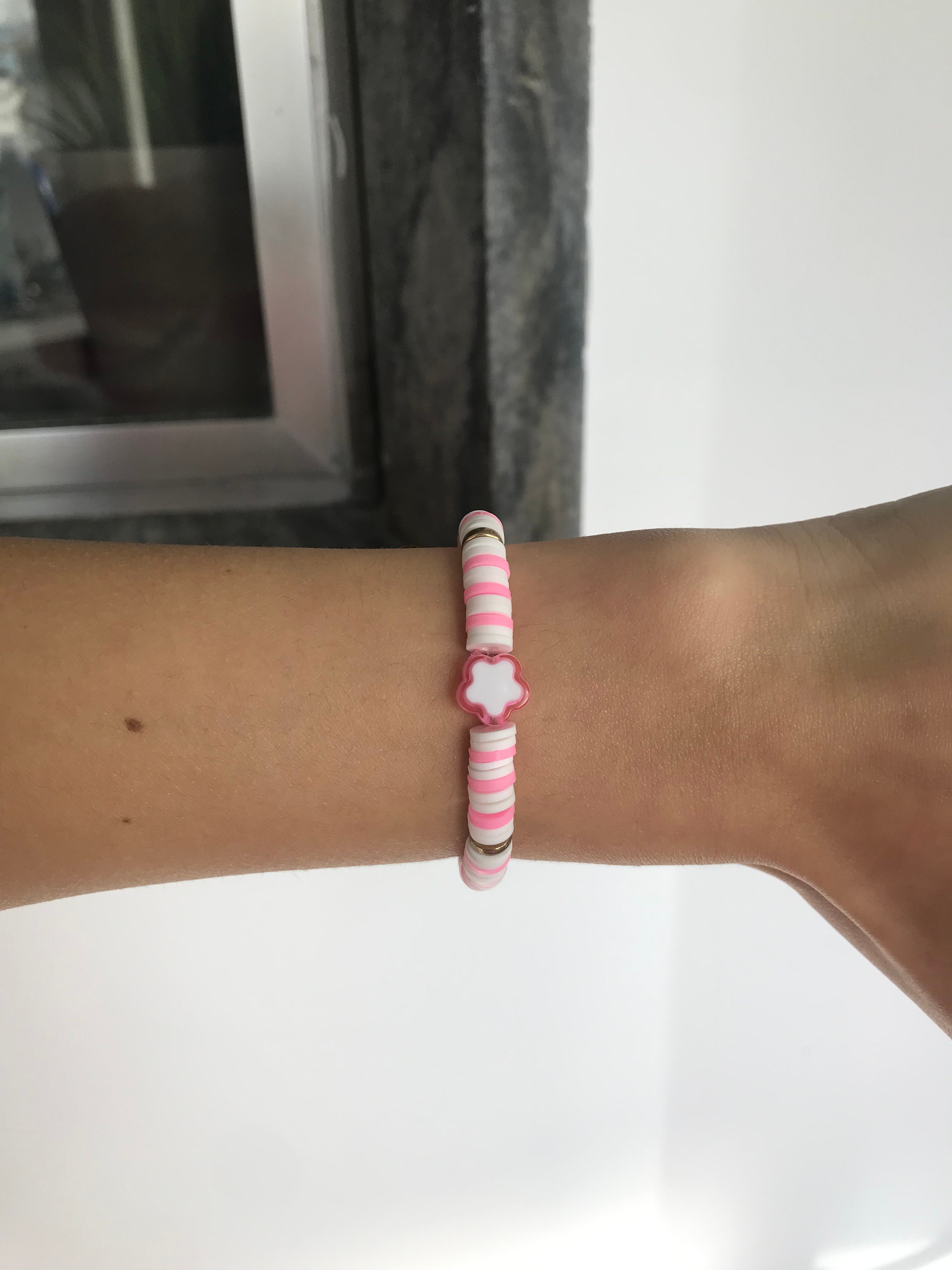 light pink star bracelet - Payhip