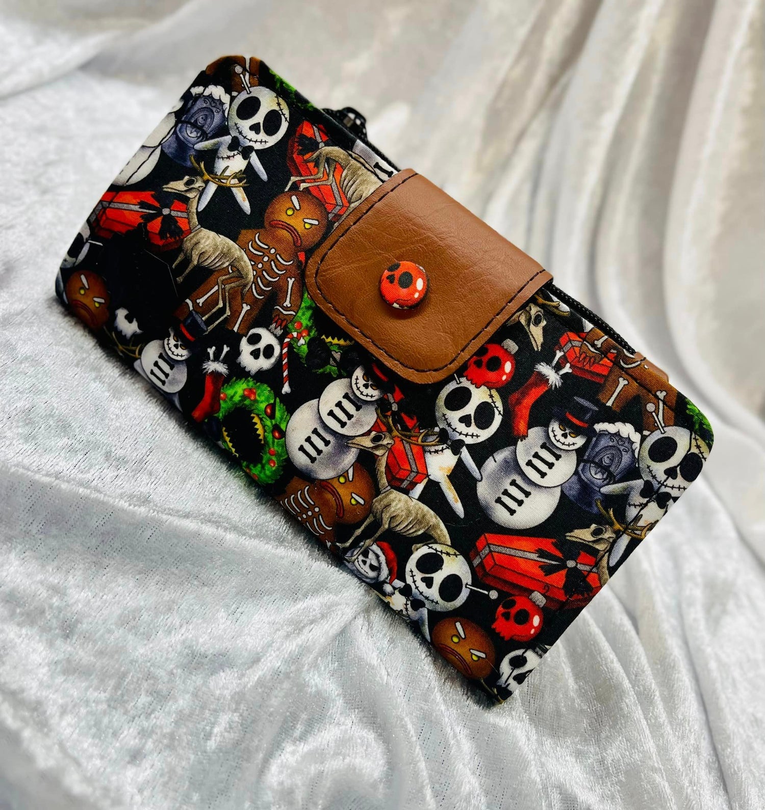 the "Win Wallet" - Payhip