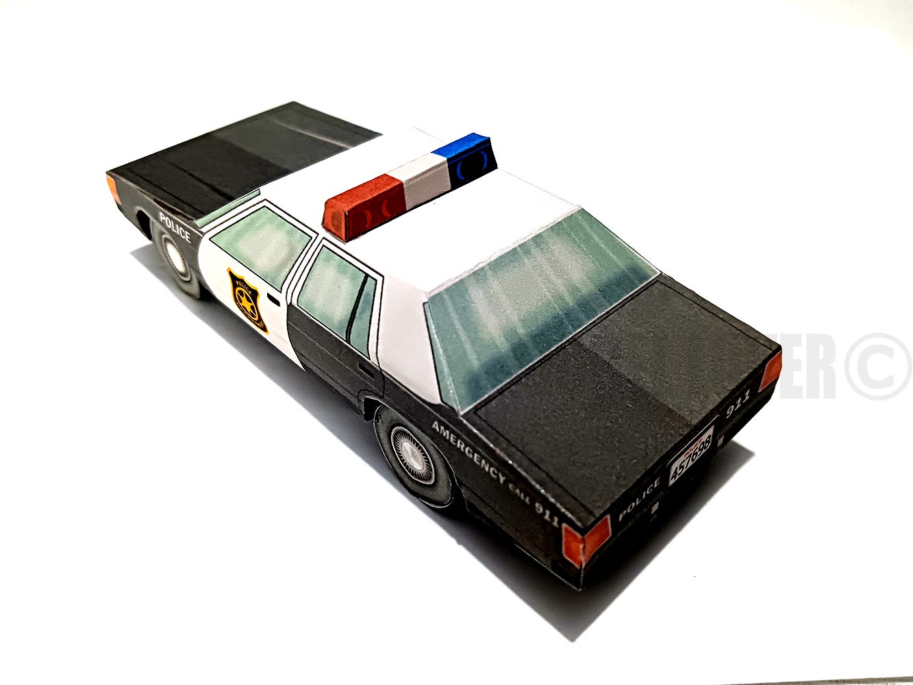 Ford Crown Victoria paper police car with spinning wheels, model lover ...